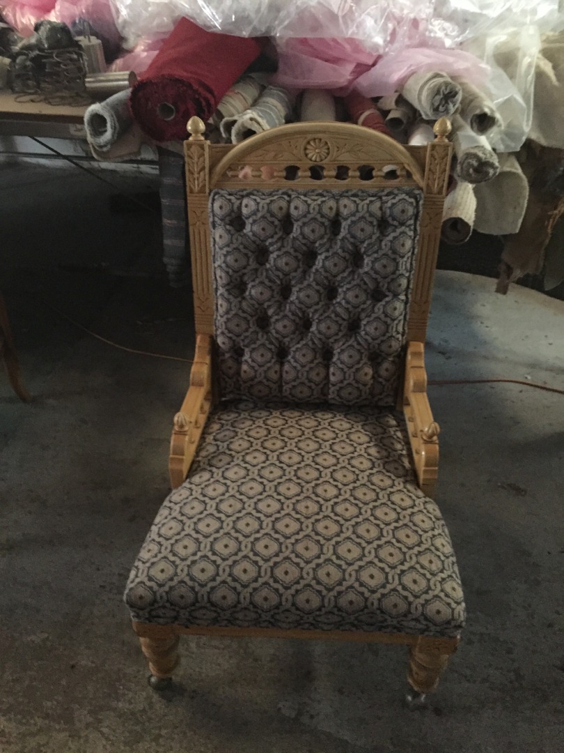 Restore Diamond Button Chair - Walker's Furniture Restoration